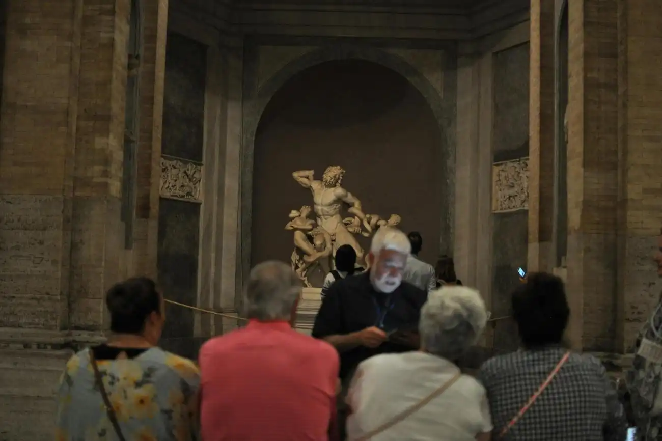 Vatican Museums & Sistine Chapel: Early Access Guided Tour - Vatican ...