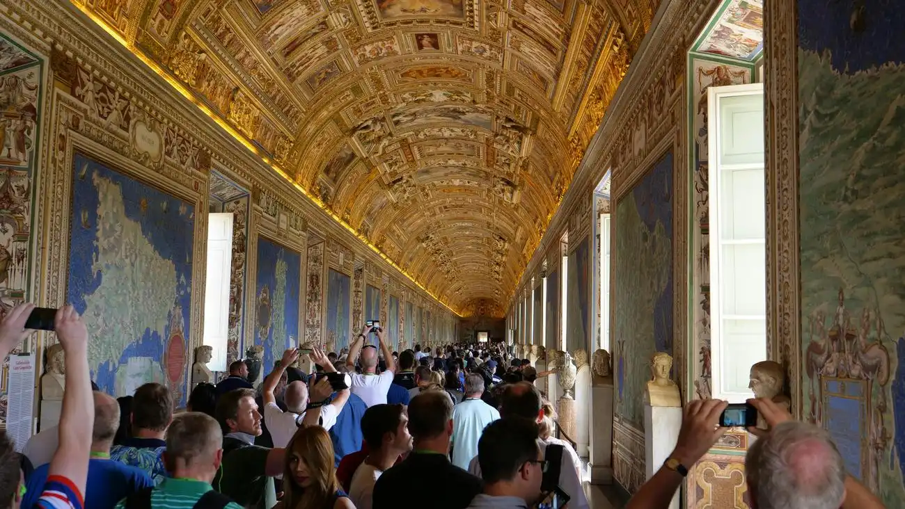 Vatican Museums & Sistine Chapel: Fast Track Ticket + Guided Tour ...